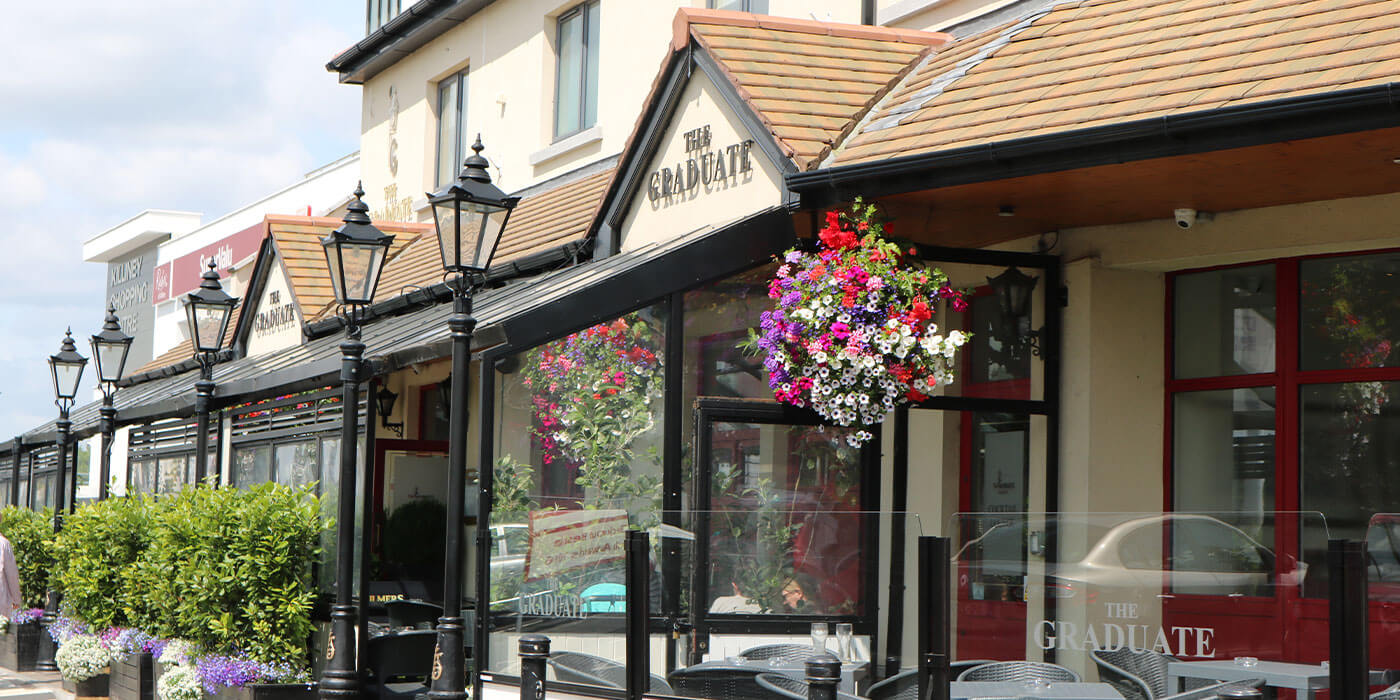 Graduate-outside (1) - The Graduate Bar and Restaurant